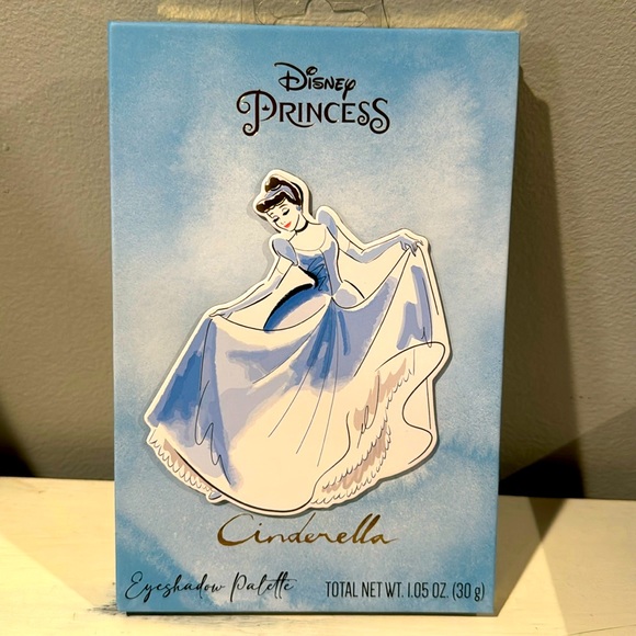 Disney | Makeup | Cinderella 8 Color Eyeshadow Palette | Poshmark
